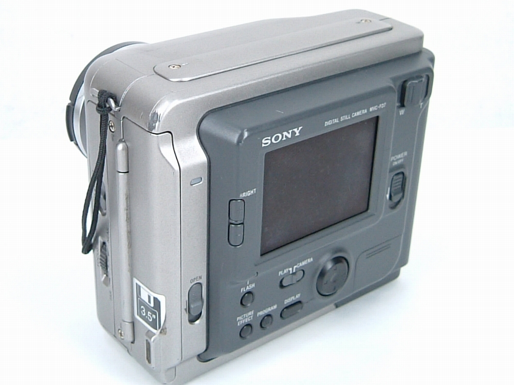 SONY Mavica MVC-FD7